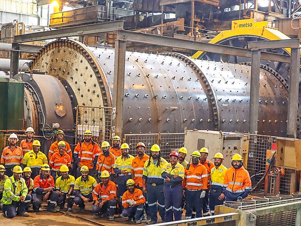 "Issue 3" — Publications — PNG Business News